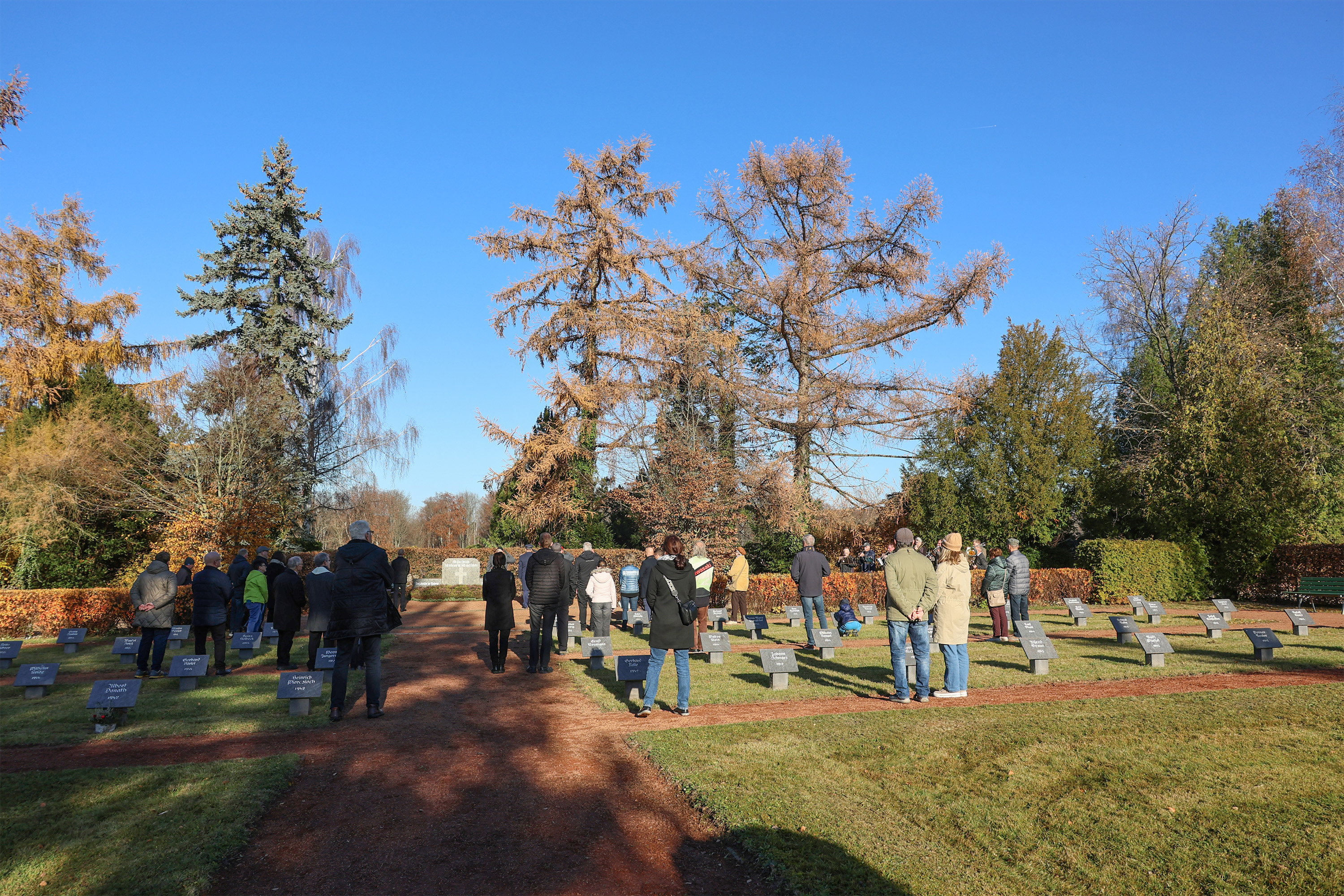 Volkstrauertag 2025 – Erinnerung, Verantwortung und Mahnung zum Frieden - Stadt Meerane